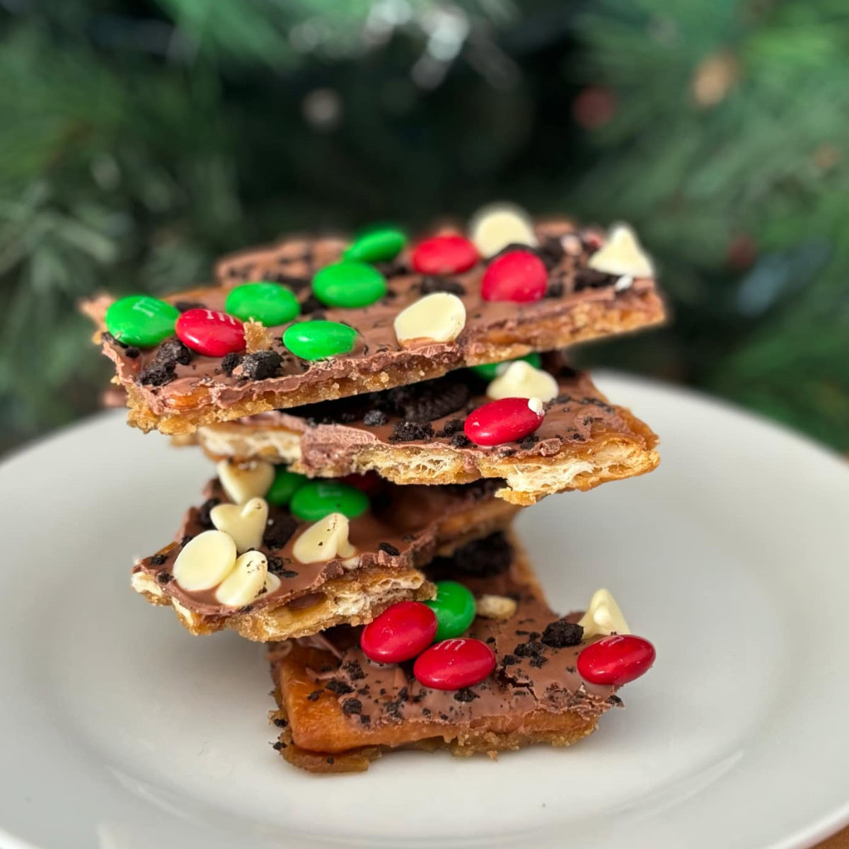 Christmas Crack Recipe - Delilah's Party Ideas