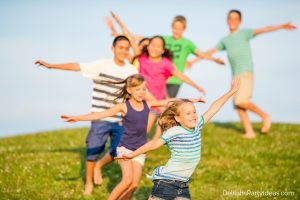 Outdoor Games for Kids (No Equipment Needed) - Delilah's Party Ideas